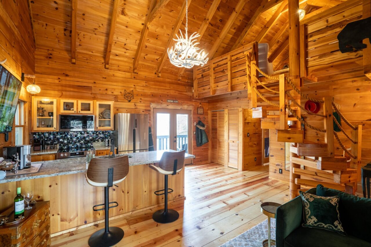 Romantic Getaways Near Me | Secret Box Cabin Romantic Getway