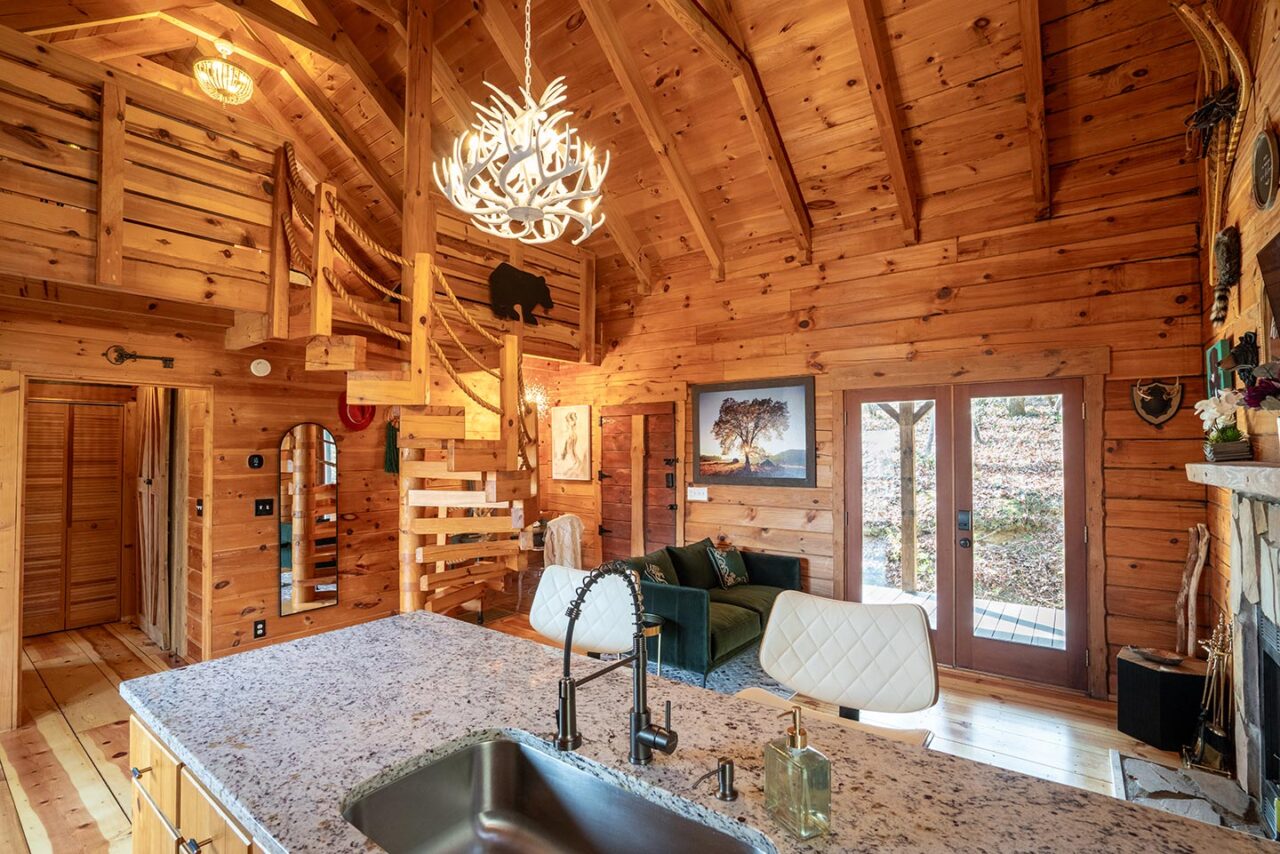 Secret Box Cabin - Clayton - Secret Box Cabins